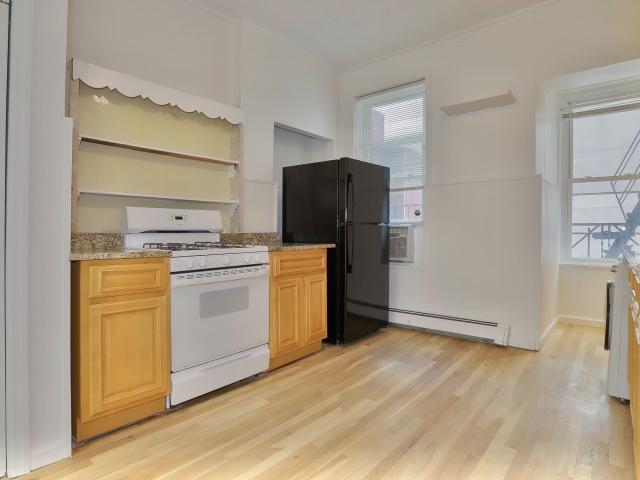 402 Grand St, Unit 202, Hoboken, NJ 07030 | MLS #260010