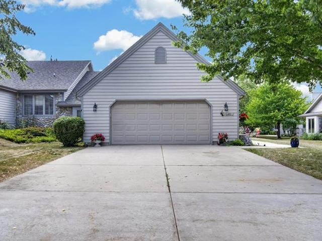 402 Green Valley Dr, Mount Pleasant, WI 53406