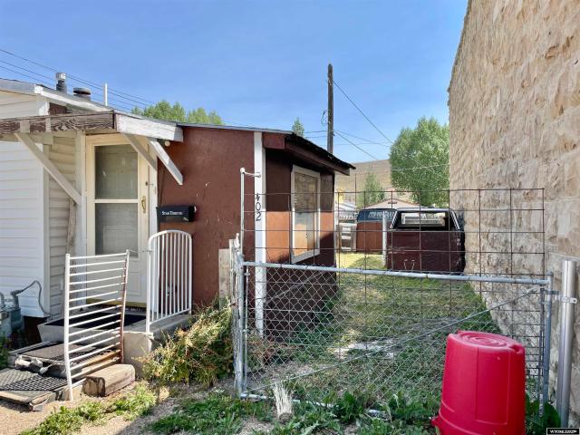 402 Diamondville Ave, Diamondville, WY 83116 | MLS #20250