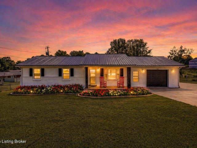402 Duggins Dr