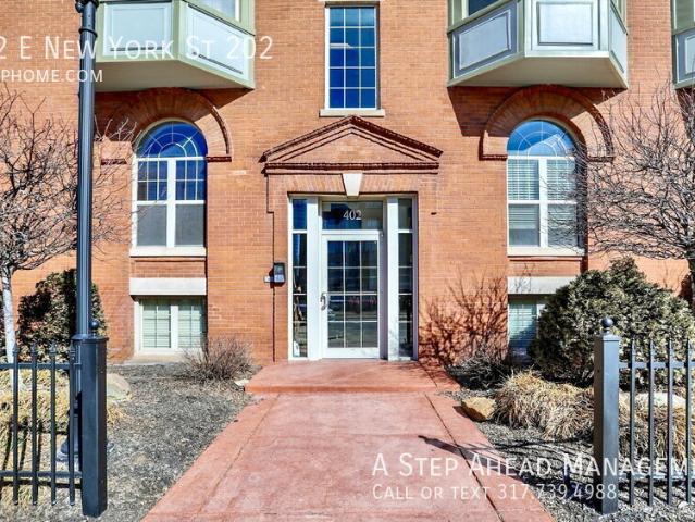 402 E New York #202 – 2 Bed / 2 Bath Condo in Lockerbie Corners