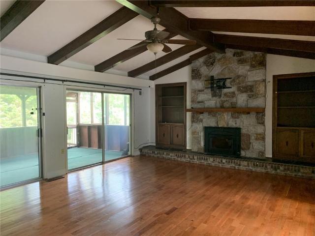 402 Emily Drive SW