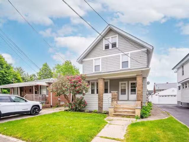 402 East York Street 2 402 East York Street