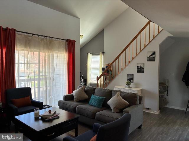 402 Firethorne Court
