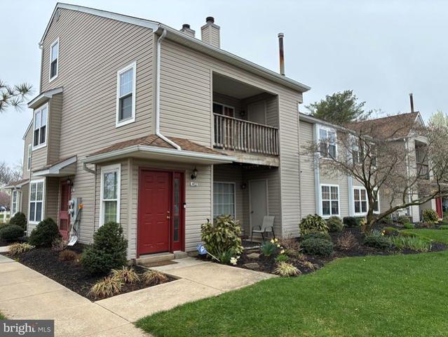 402 Firethorne Ct, Sewell, NJ 08080