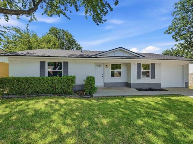 402 Kansas St, Sherman, TX 75090