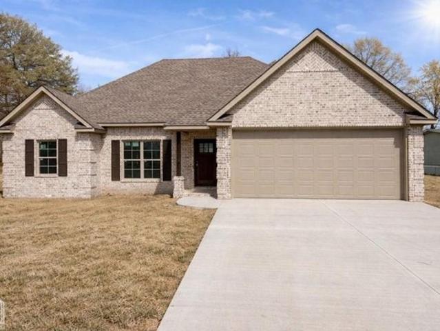 402 W Hogan Ave, Monette, AR 72447