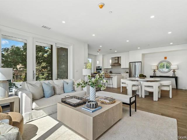 402 Halstead Avenue 203
