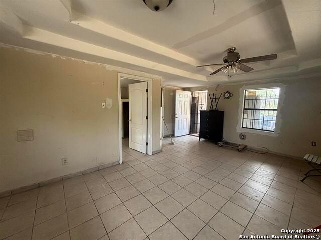 402 Hernandez