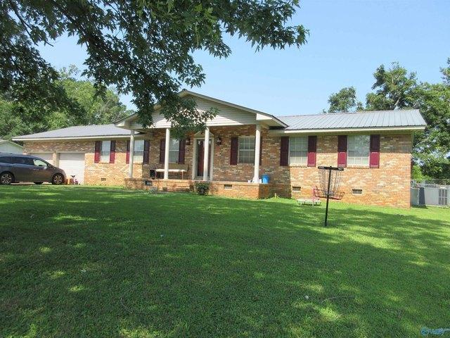 402 Highland Ave, Scottsboro, AL 35769