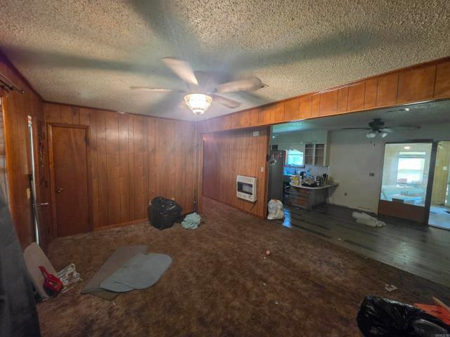 402 Highway 224 E