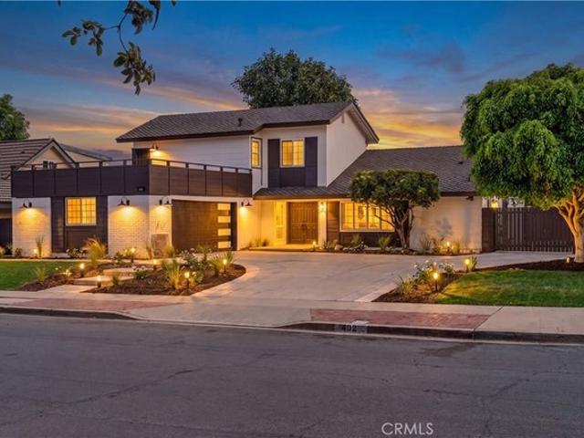 402 Hillcrest Ave, Placentia, CA 92870