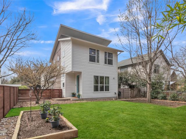 402 Irma Dr, Unit B, Austin, TX 78752 | MLS #9727 | Compass