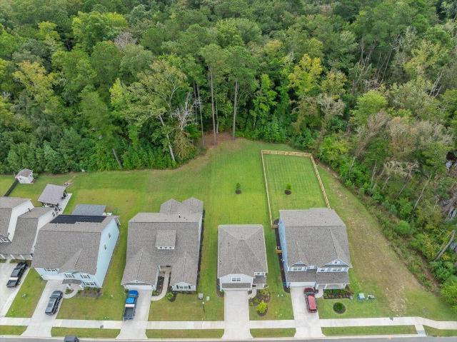 402 Oak View Way