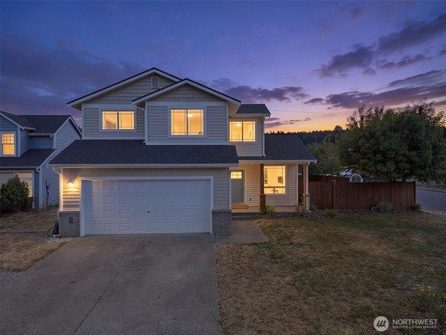 402 Orting Ave NW, Orting, WA 98360
