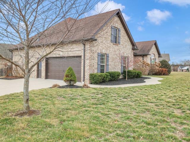 402 Lucy Cir