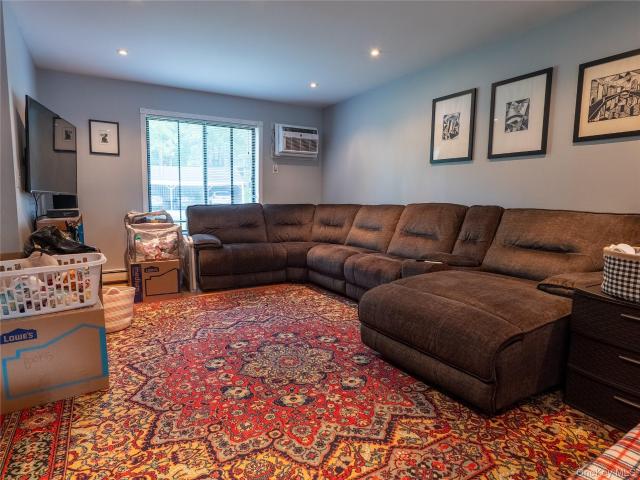 402 Mountain Laurel Road