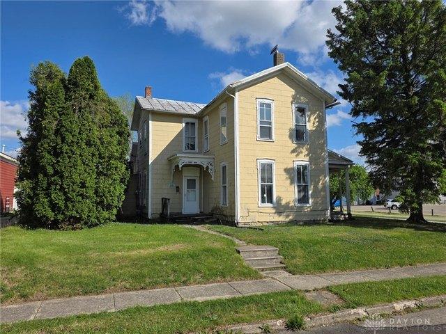 402 Main St, Brookville, OH 45309