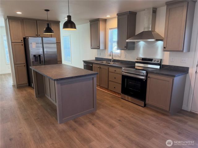 402 Maple Avenue # 78
