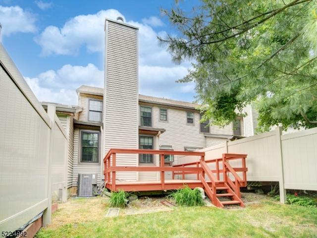 402 Marten Rd