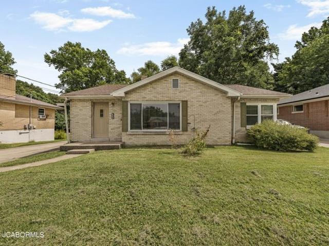 402 Meier Dr, Jefferson City, MO 65109