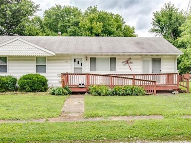 402 N Wood St, Mulberry Grove, IL 62262