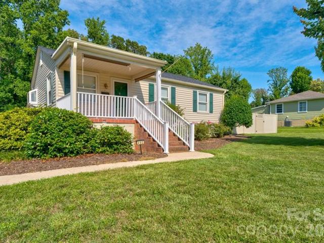 402 N Houser St, Cherryville, NC 28021