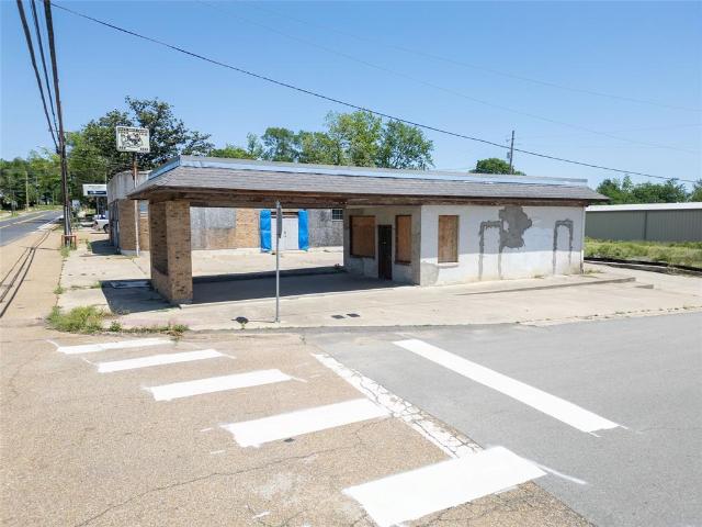 402 N Main Street