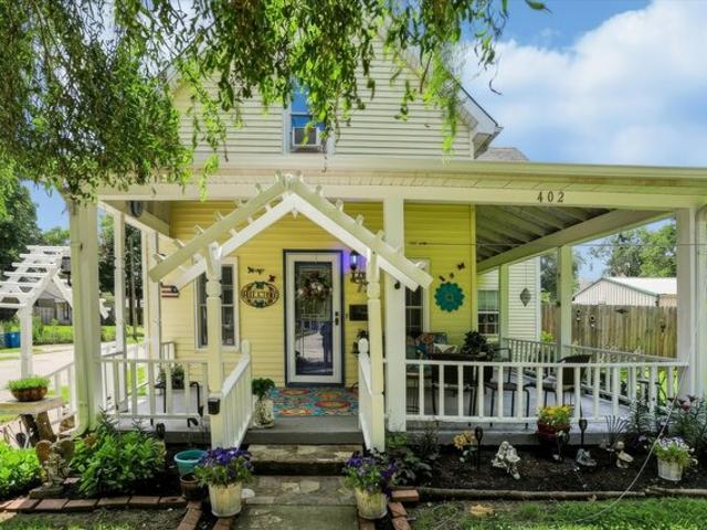 402 N Noble St, Greenfield, IN 46140