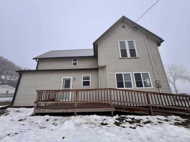 402 NW 9 St, Waukon, IA 52172