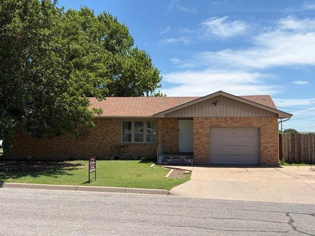 402 S Baltimore St, Meade, KS 67864