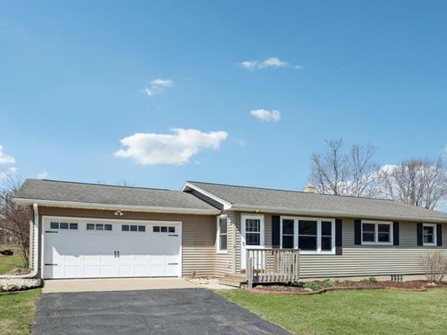 402 S Lindsey St, Dodgeville, WI 53533