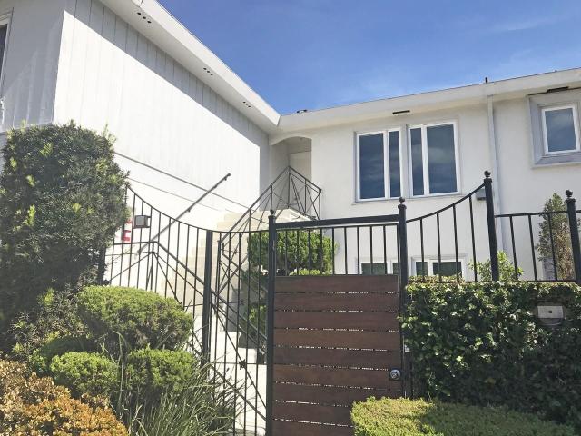 402 S Robertson 2 Bedroom Apartment for Rent at 402 N Robertson Blvd, Los Angeles, CA 90048 Mid City West