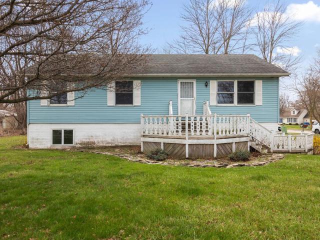 402 Snow Court