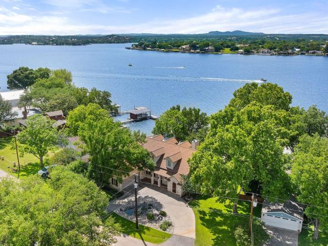 402 South Shorewood Dr