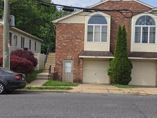 402 Solly Ave, Philadelphia, PA 19111