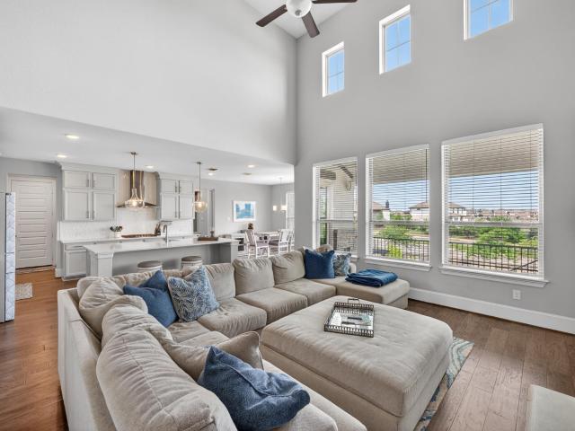 402 San Donato Dr