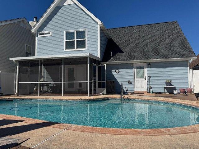 402 Sandy Ridge Cir, Mary Esther, FL 32569