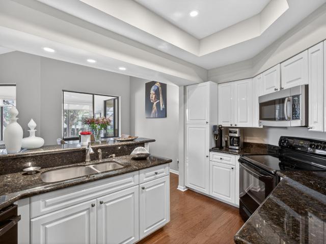 402 Sea Oats Dr, Unit G, Juno Beach, FL 33408 | MLS #R11161