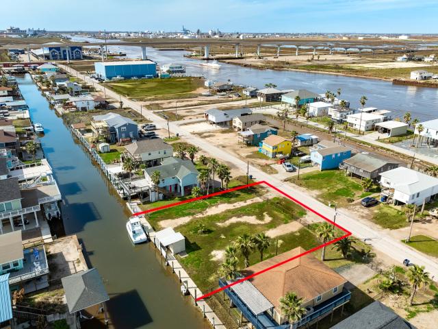 402 Shark Ln, Surfside Beach, TX 77541 | MLS #66456 | Compass