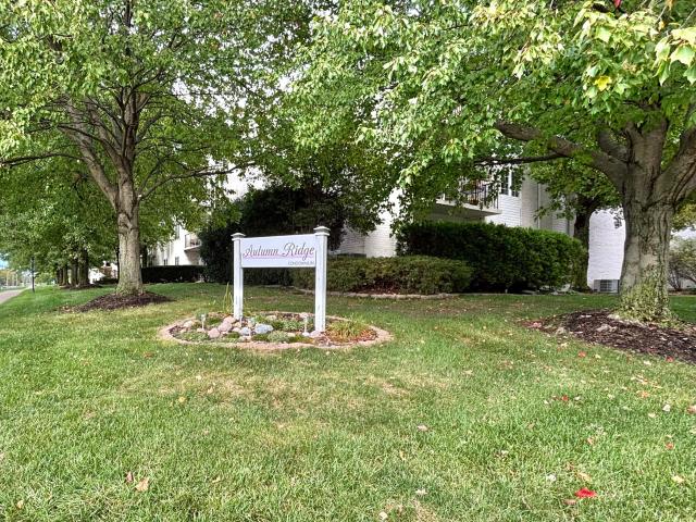 402 Sturdy Rd, Unit 2C, Valparaiso, IN 46383 | MLS #828925 | Compass