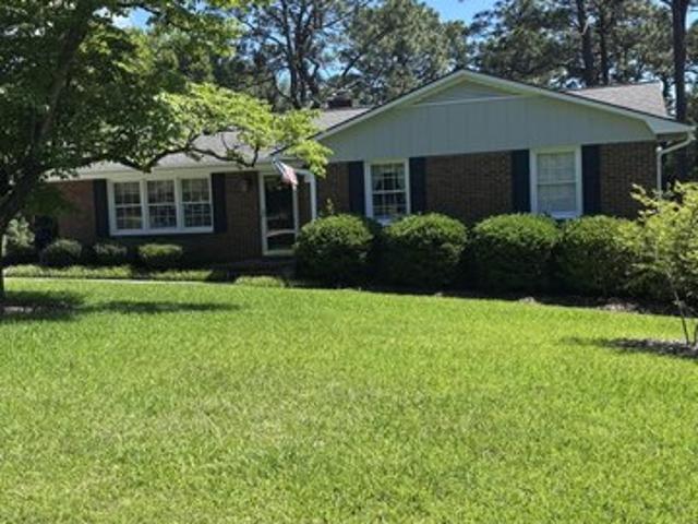 402 Stacy Ave, Hamlet, NC 28345