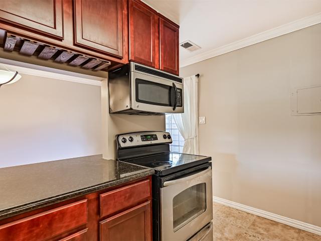 402 Postoffice St, Unit 123, Galveston, TX 77550 | MLS #69380