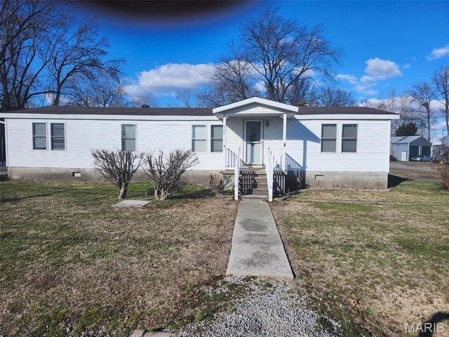 402 Pine, Willisville, IL 62997