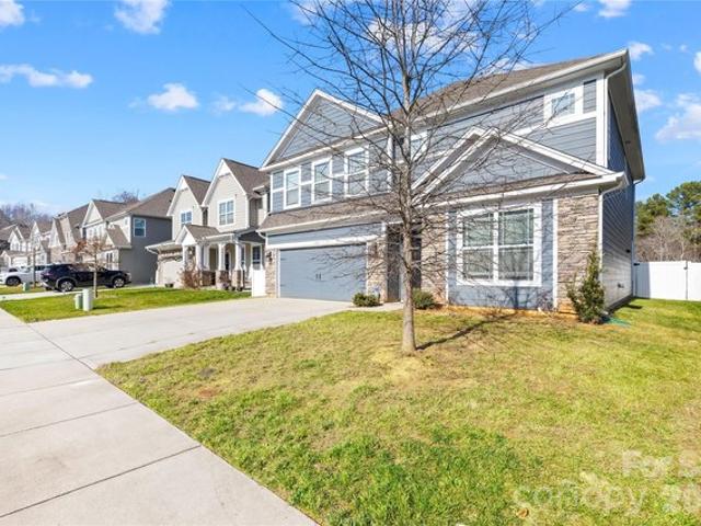 402 Preston Rd, Mooresville, NC 28117