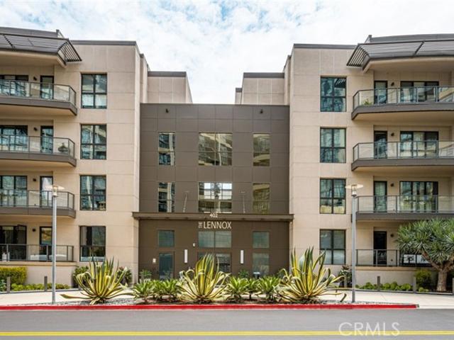 402 Rockefeller 315
