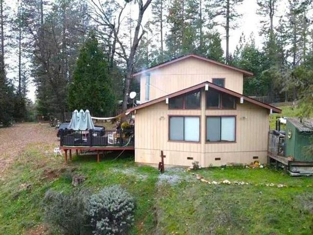 402 Rabbit's Foot Rd, West Point, CA 95255