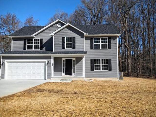 402 Ryan Ct, Felton, DE 19943