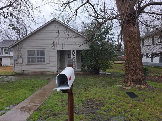 402 W 4th St, Unit 1, Kaufman, TX 75142 | MLS #21169 | Compass