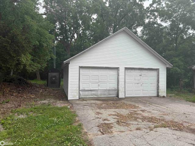 402 W Main Street